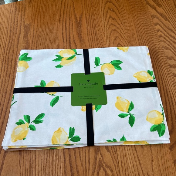 kate spade | Kitchen | Nwt Kate Spade Lemon Leaves Set Of 4 Placemats ...